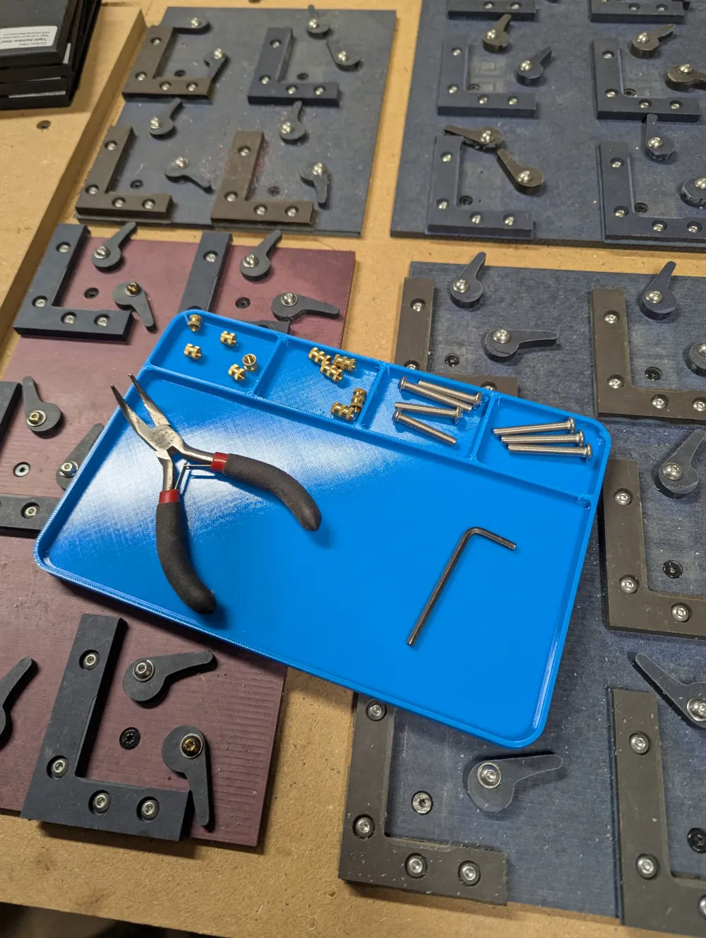 TPU Tool Mat - Flexible Tool Organizer - Free 3D Print Model - MakerWorld