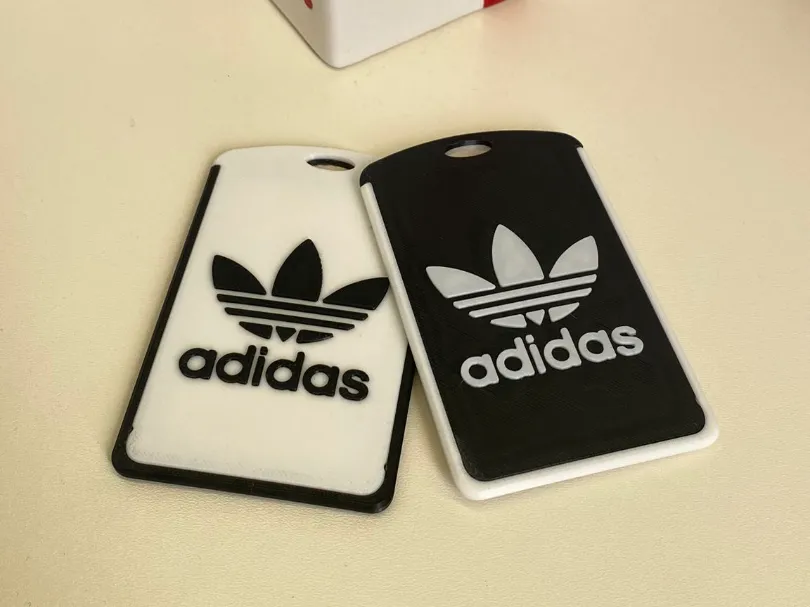 Porte-badge avec logo Adidas - SANS AMS - Modèle d'Impression 3D ...
