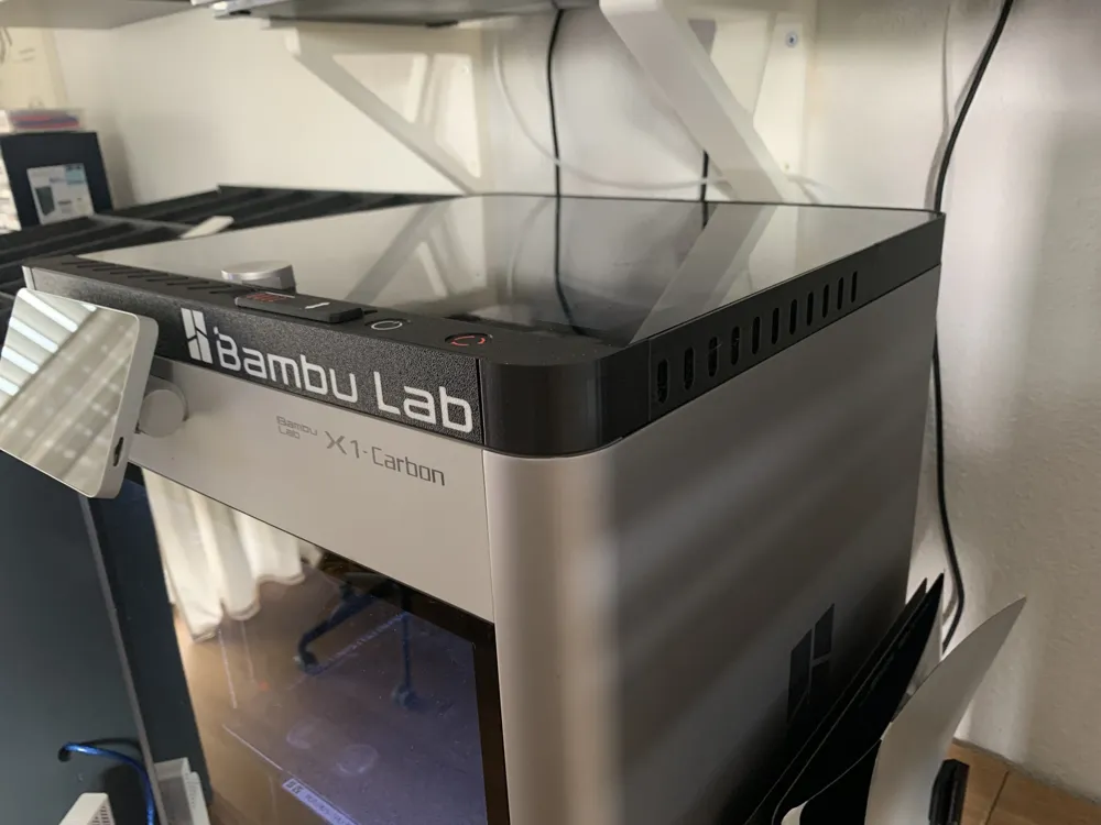 X1C/E and P1S top glass raiser with air exchange by Prototyping&Printing MakerWorld: Download ...