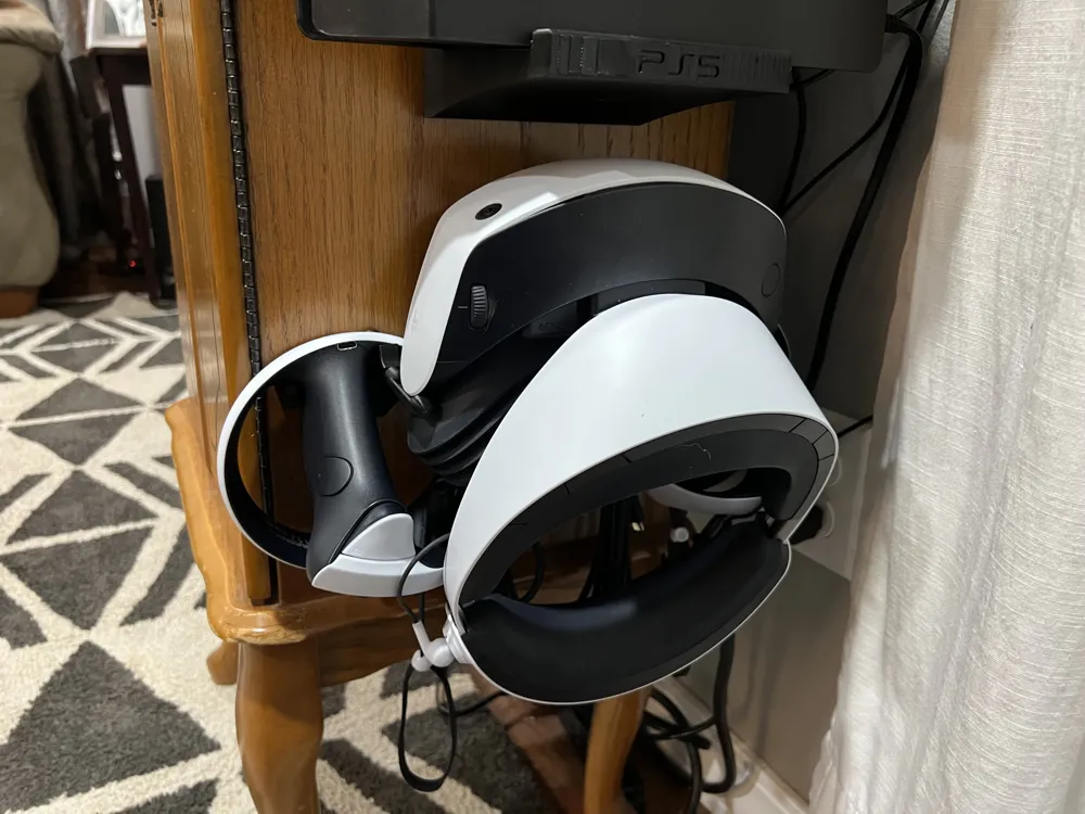 PSVR2 Wall Mount - V2 Remixed by wesyarber MakerWorld: Download Free 3D ...