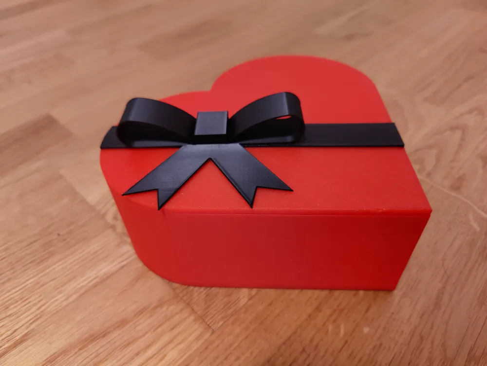 Heart box with ribbon by Dan - MakerWorld