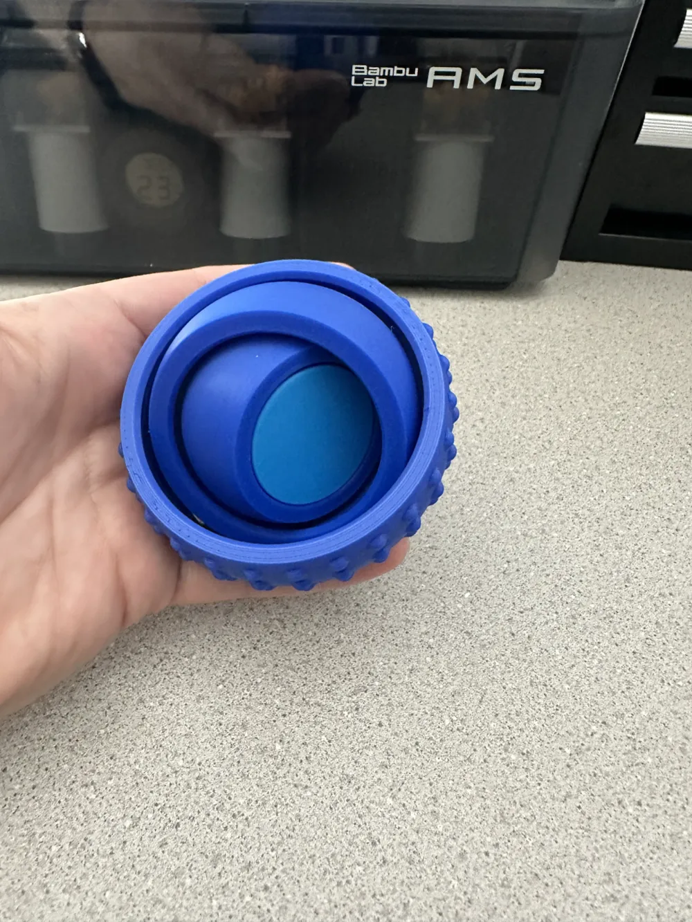 Jumbo Fidget Gyro with Center Spinner by The 3D Imagineer - MakerWorld