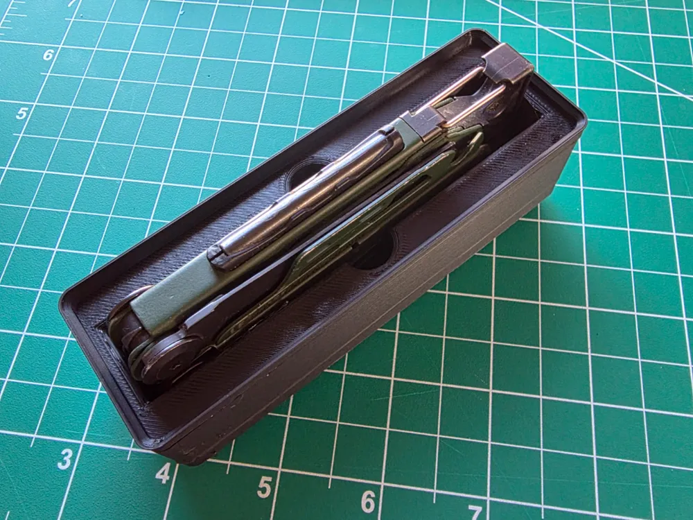 Leatherman Signal Gridfinity holder - Free 3D Print Model - MakerWorld