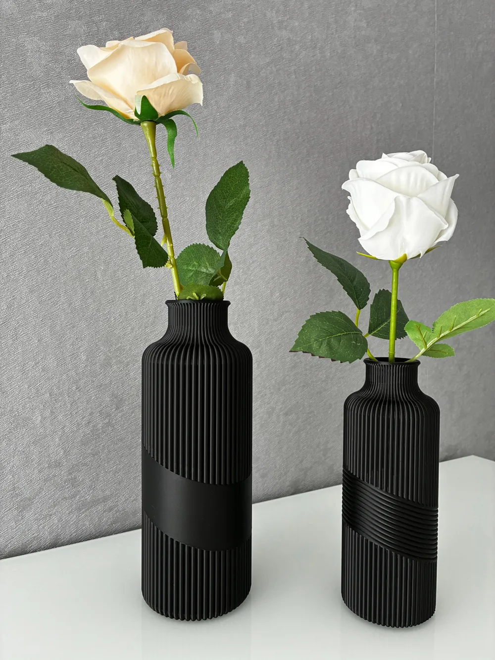 Modern Ribbed Vase - Free 3D Print Model - MakerWorld