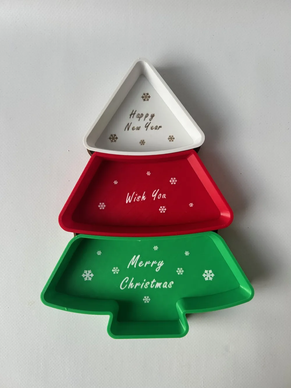 Christmas Tree Snack Tray Set - Free 3D Print Model - MakerWorld