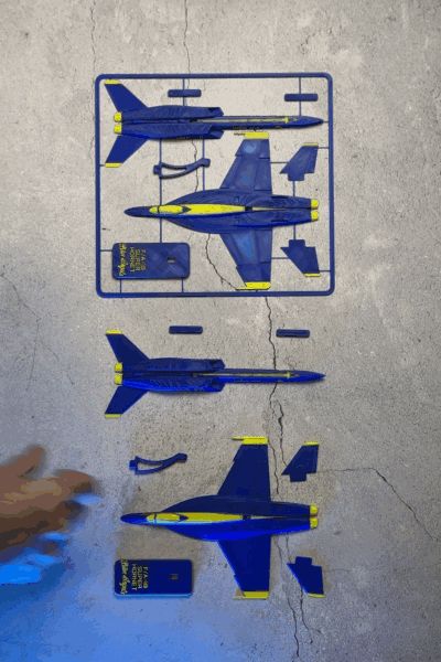 F/A-18 Super Hornet Blue Angels Plane KitCard by pbbence1994 MakerWorld ...