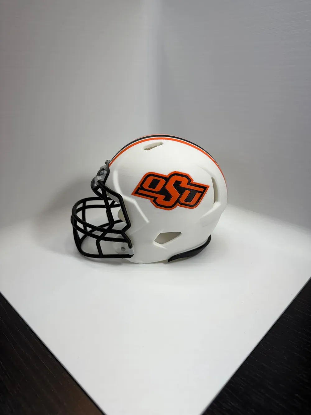 Oklahoma OSU Cowboys Football Helmet - Free 3D Print Model - MakerWorld