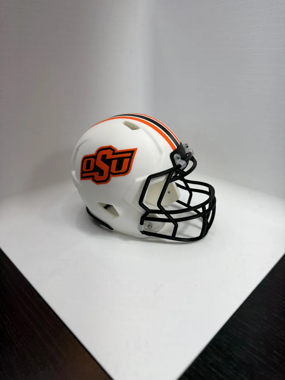 Oklahoma OSU Cowboys Football Helmet - Free 3D Print Model - MakerWorld