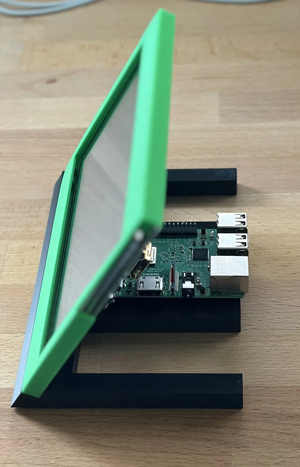 Raspberry Pi 3,4,5 Waveshare 7 inch screen Dock by sndanison MakerWorld ...