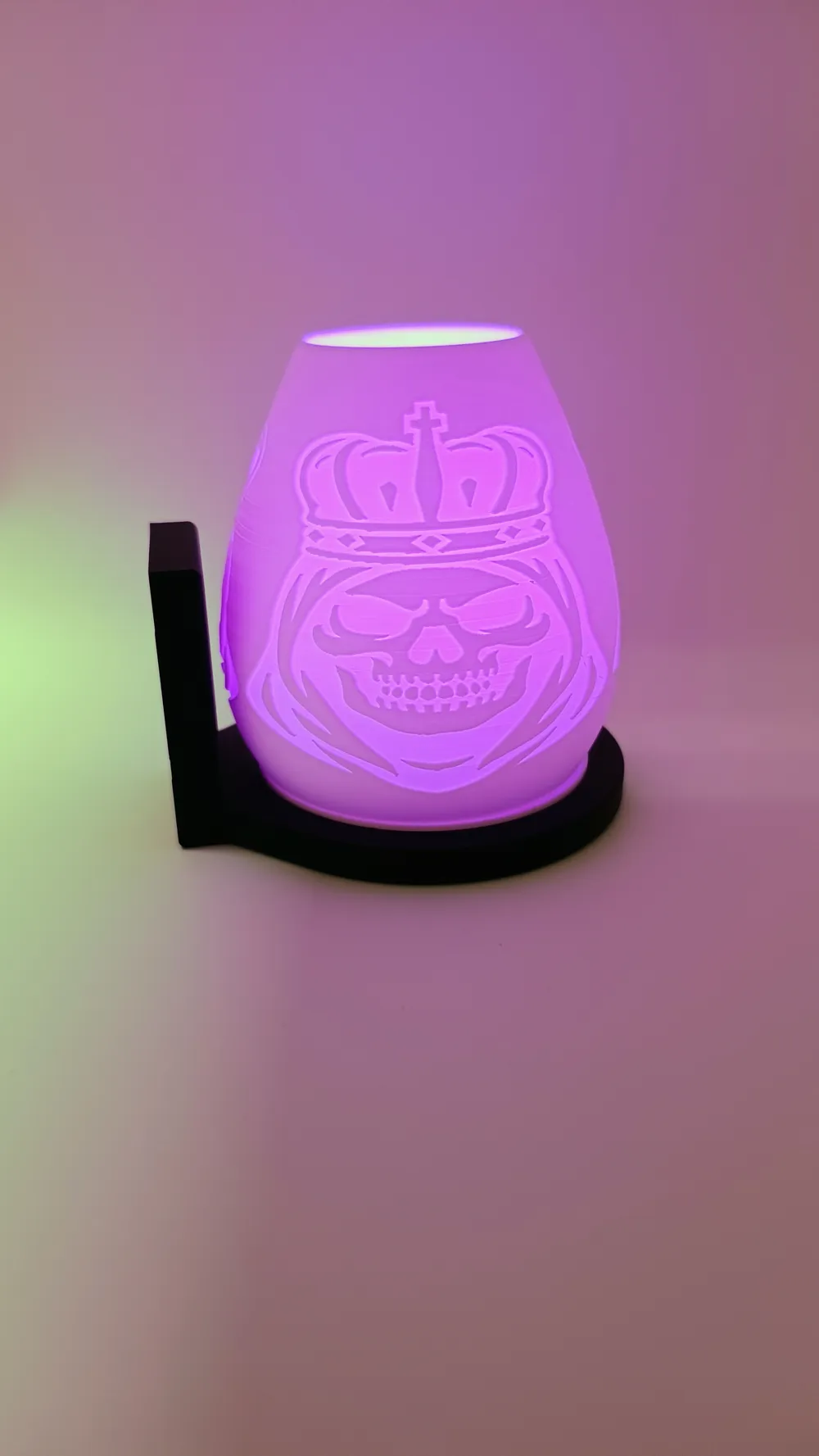 King Skull Night Watch Puck Light - Free 3D Print Model - MakerWorld