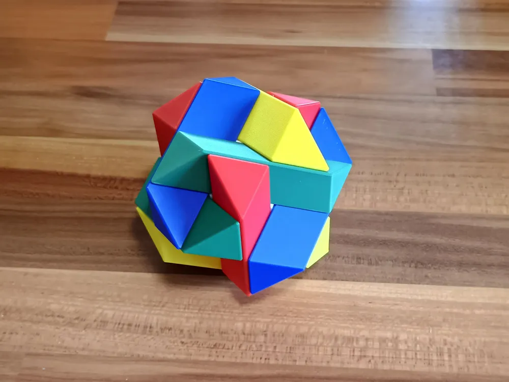 Tetrahedral Polygon Puzzle by Amater MakerWorld: Download Free 3D Models
