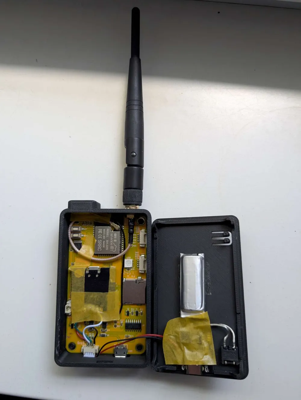 ESP32-2432s028 GPS, antena externa + BATERÍA CYD Marauder - Modelo de ...