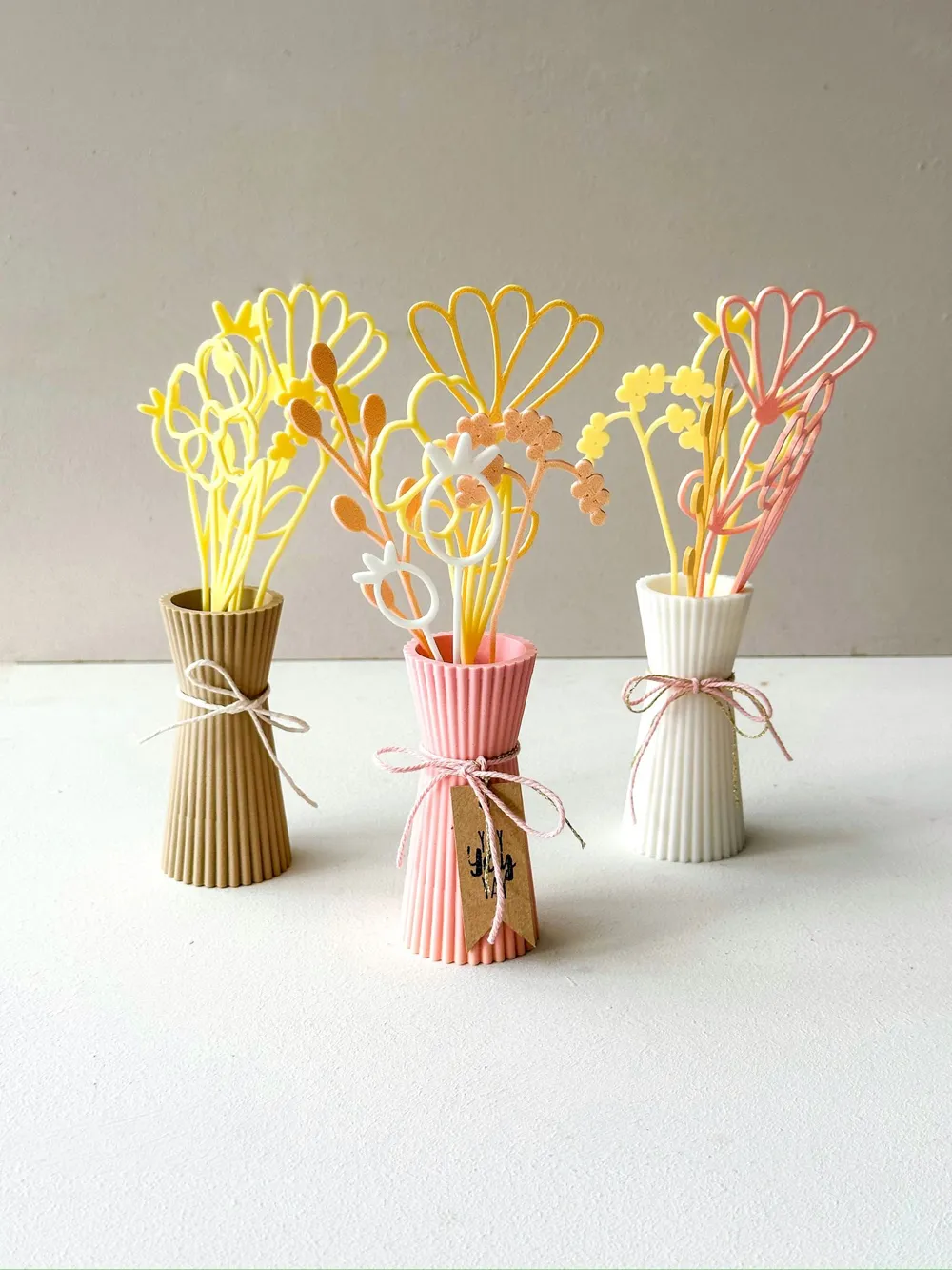 BloomPods - Mini Flower Vase - Base & Flowers - Free 3D Print Model ...