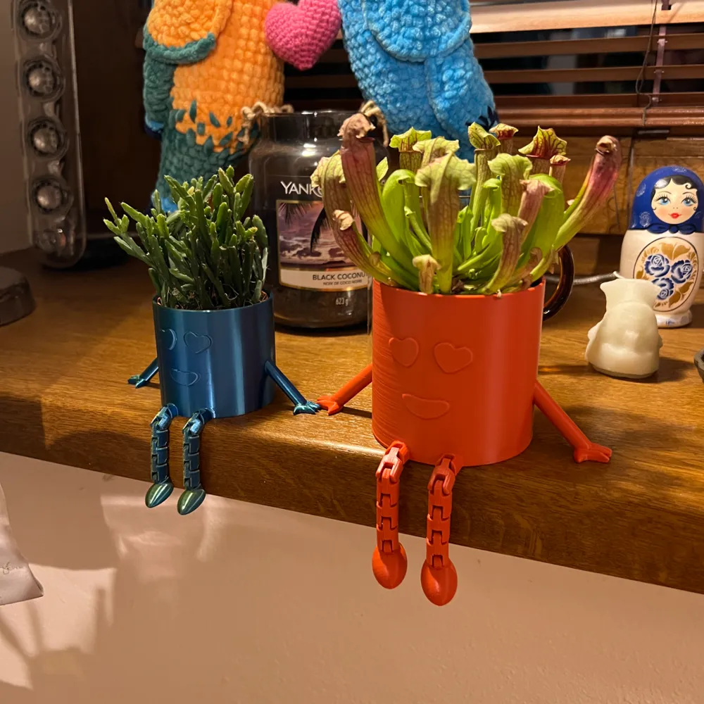 Articulated Planter Buddy - Flower Pot In Love by fifindr - MakerWorld