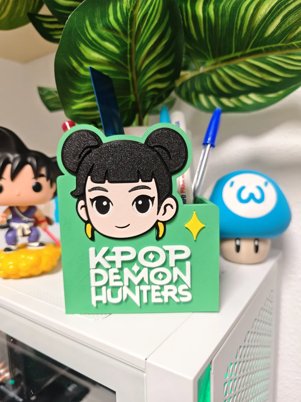 KPOP Demon Hunters Rumi Pen Holder (NO AMS/AMS) - Free 3D Print Model ...