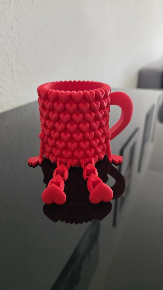 Heart Mug, cup with articulated legs, 4 plate - Free 3D Print Model ...