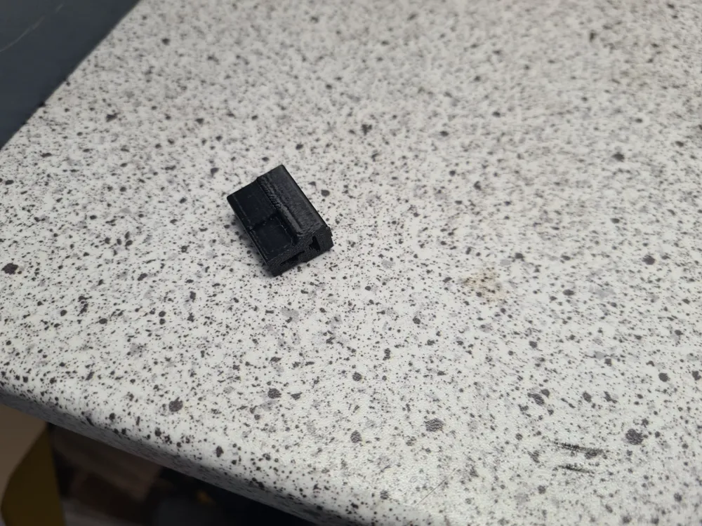 SPAL fan connector by Baldur Gislason - MakerWorld