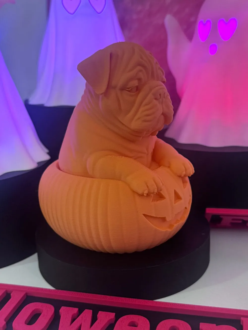 Halloween English Bulldog Dog in Pumpkin ornament - Free 3D Print Model ...
