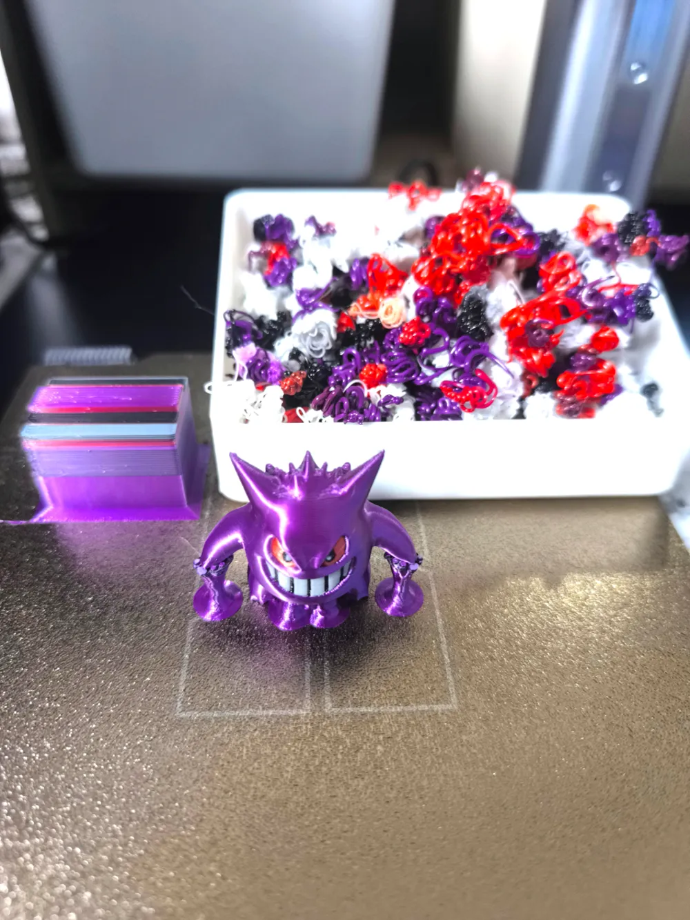 Filament Poop Case by ZIN MakerWorld: Download Free 3D Models