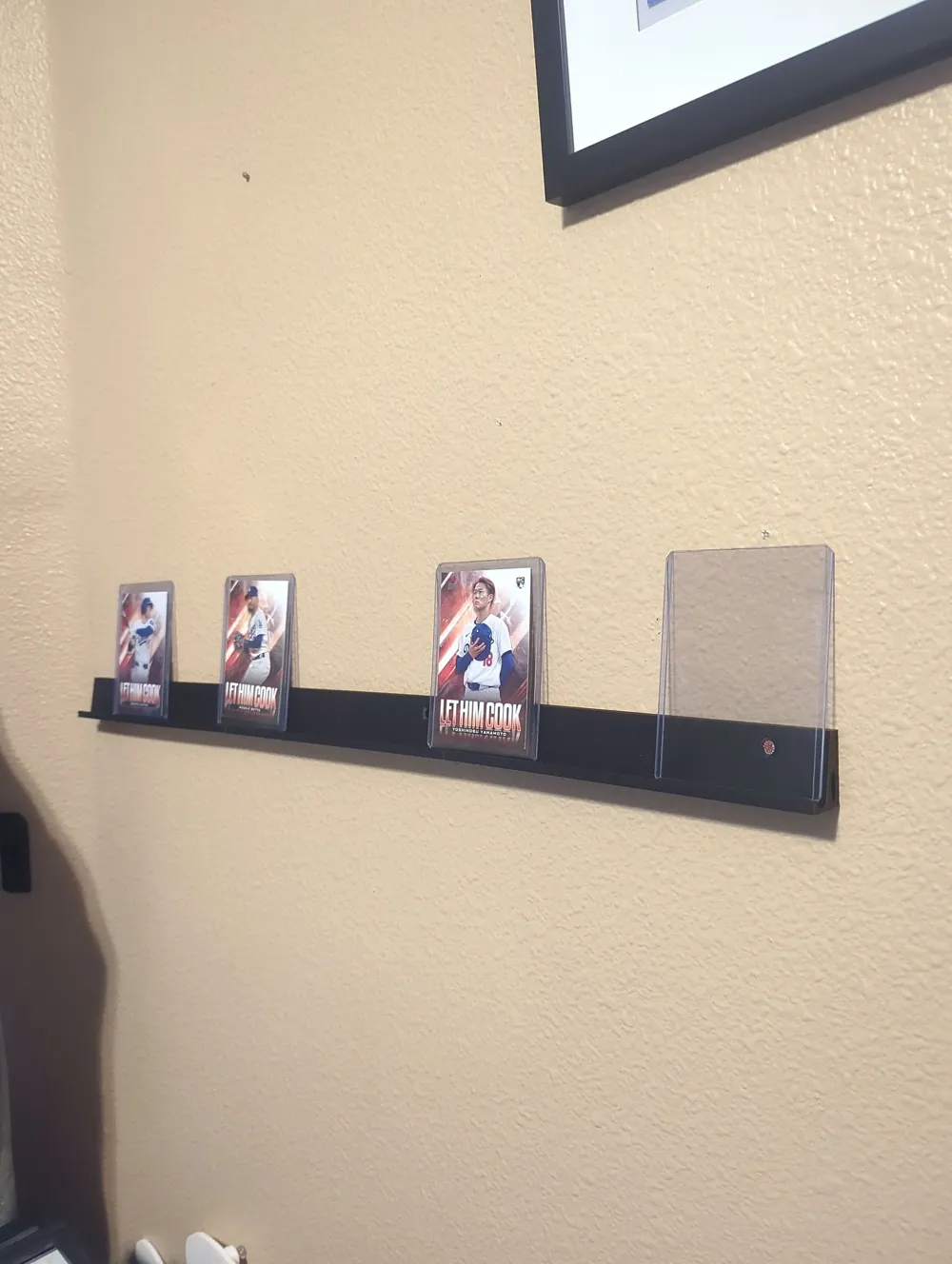 Trading Card Wall Shelf - Expandable - Free 3D Print Model - MakerWorld