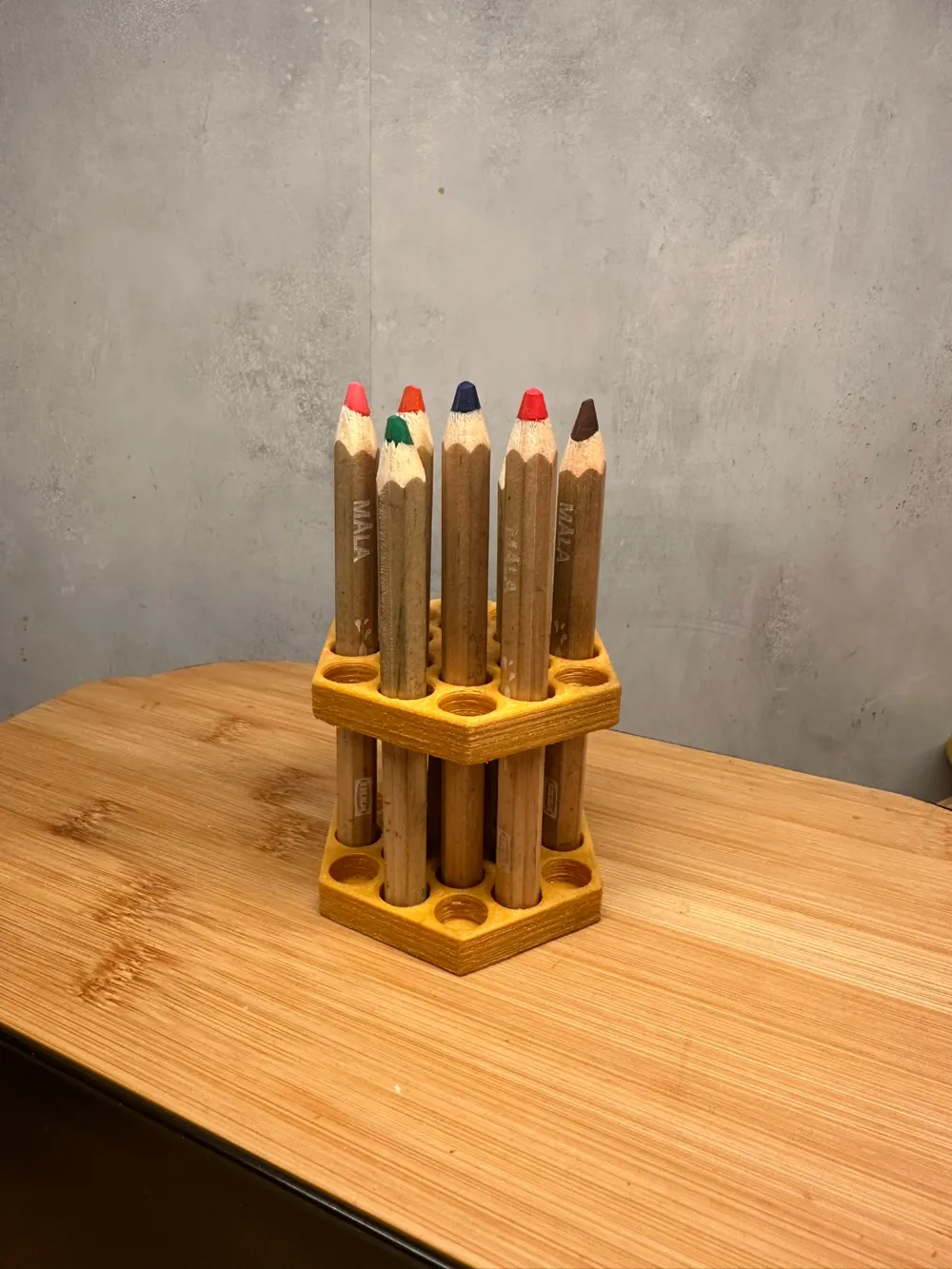 IKEA Mala crayon stand by Termit - MakerWorld
