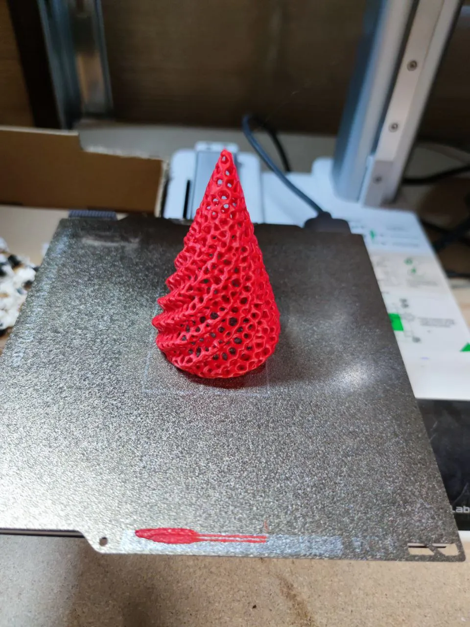 Christmas Lantern – 3D Printable Model by Eclipse 3D MakerWorld: Download Free 3D Models