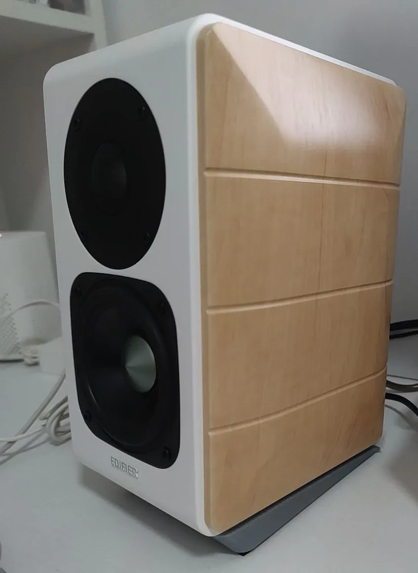 EDIFIER S880 Speaker Stand Remixed by 若 - MakerWorld
