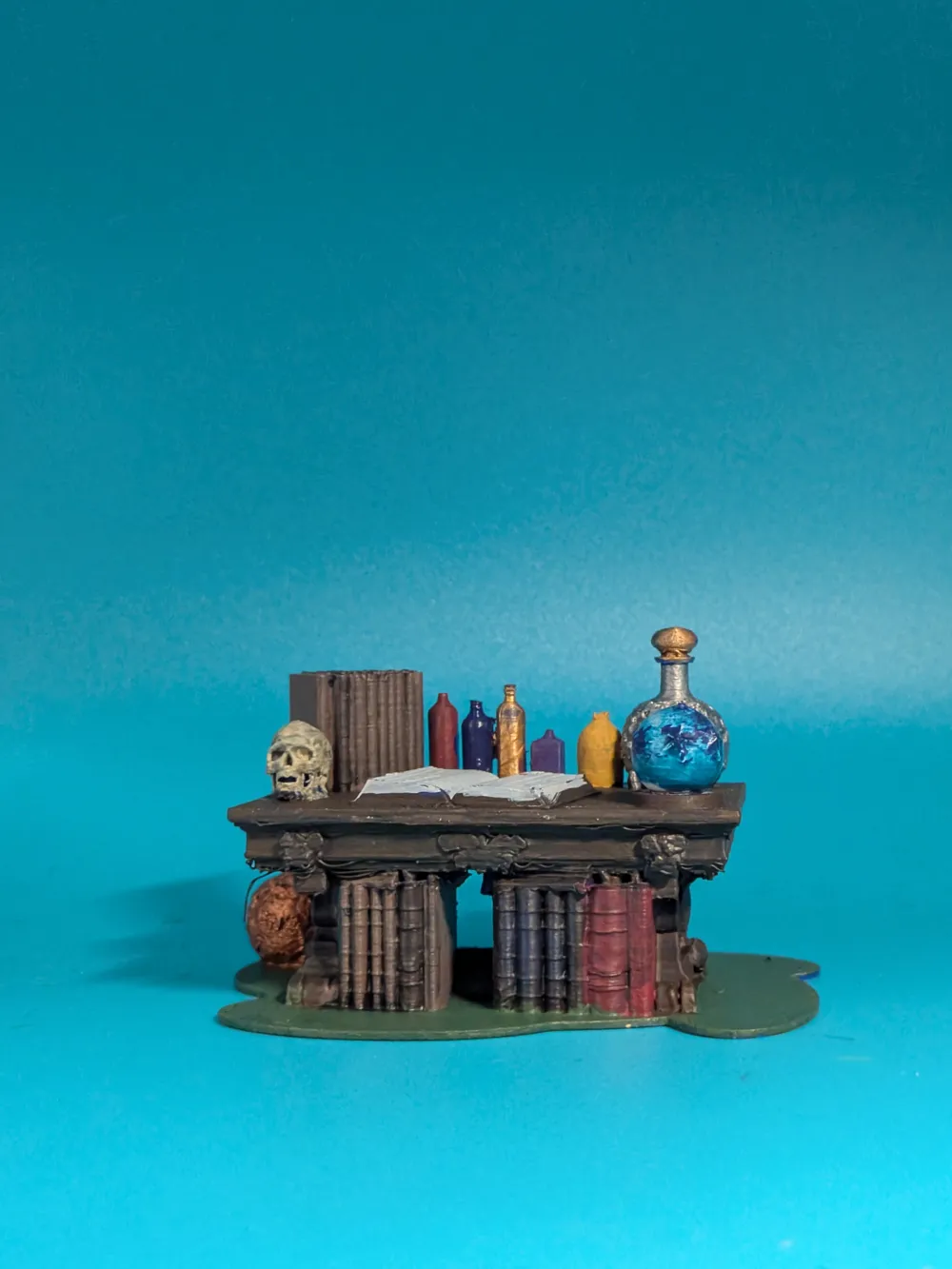 Alchemist's Table (5) for Miniatures, Dioramas - Free 3D Print Model ...
