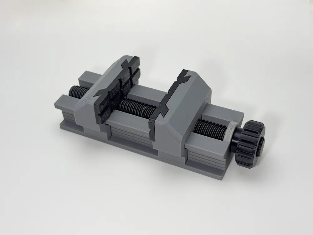 Mini Bench Vise (with replaceable jaws) - Free 3D Print Model - MakerWorld