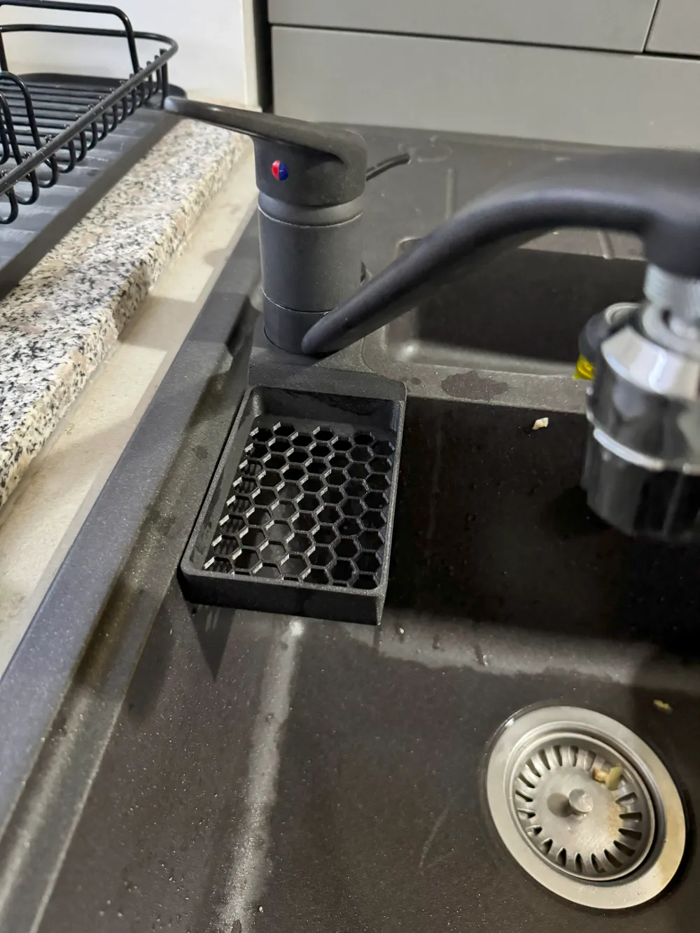 Kitchen sponge holder by Stefanel Taranu MakerWorld: Download Free 3D ...