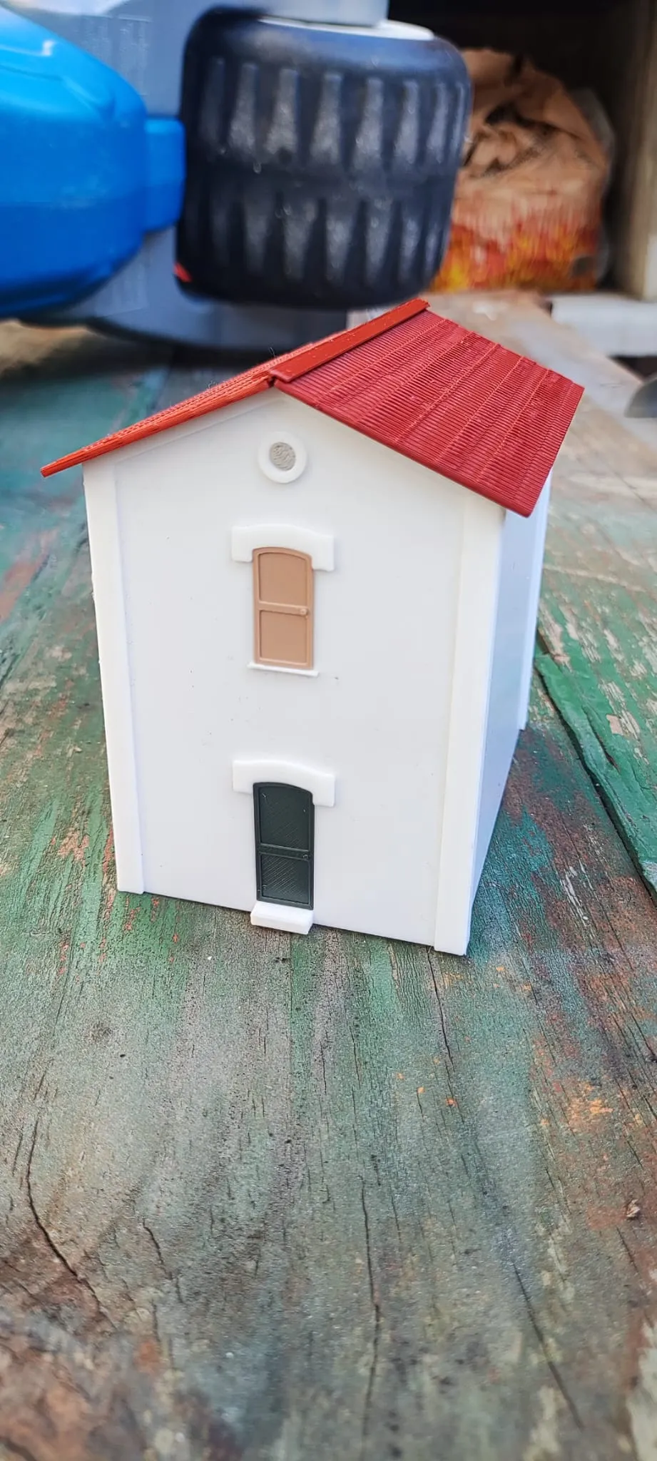 TRACK AND WORKS BUILDING H0 RAILROAD by Joyce MakerWorld: Download Free ...