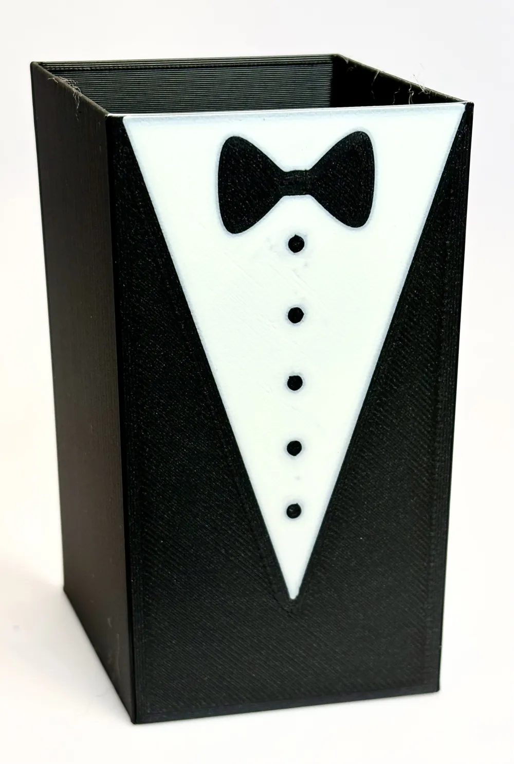 Black Tie Hülle für Handseifenspender – Kostenloses 3D-Druckmodell ...