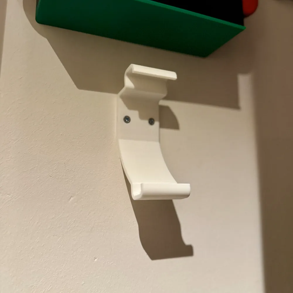 Joy-Con Grip Wall Mount by cmelande - MakerWorld