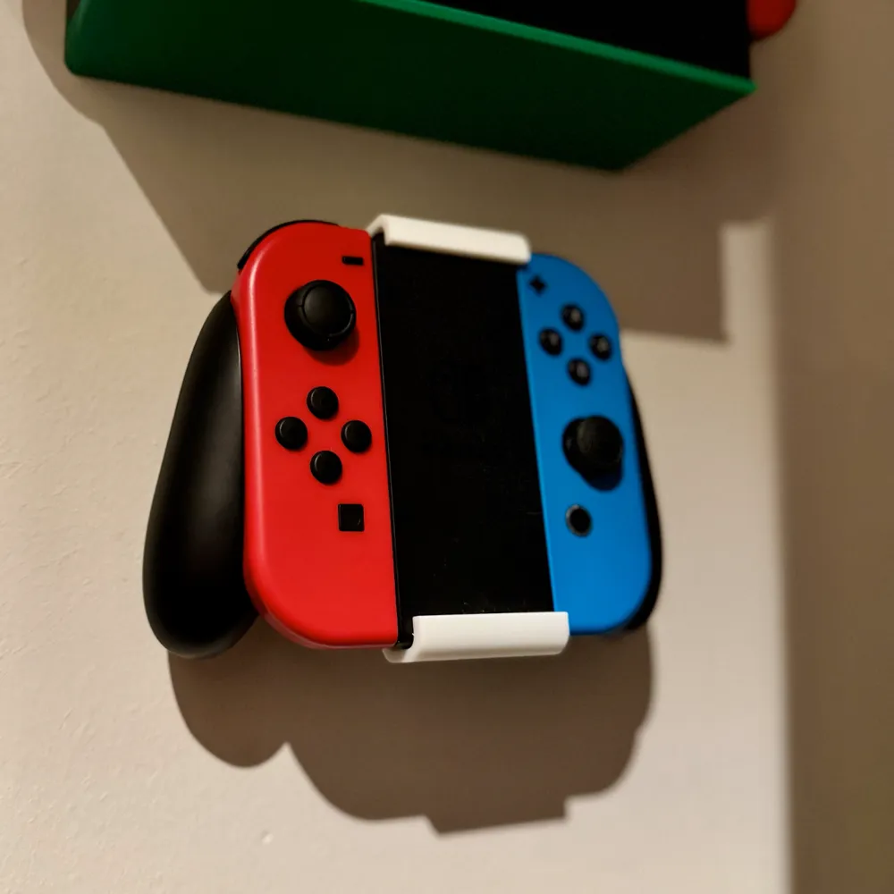 Joy-Con Grip Wall Mount by cmelande - MakerWorld