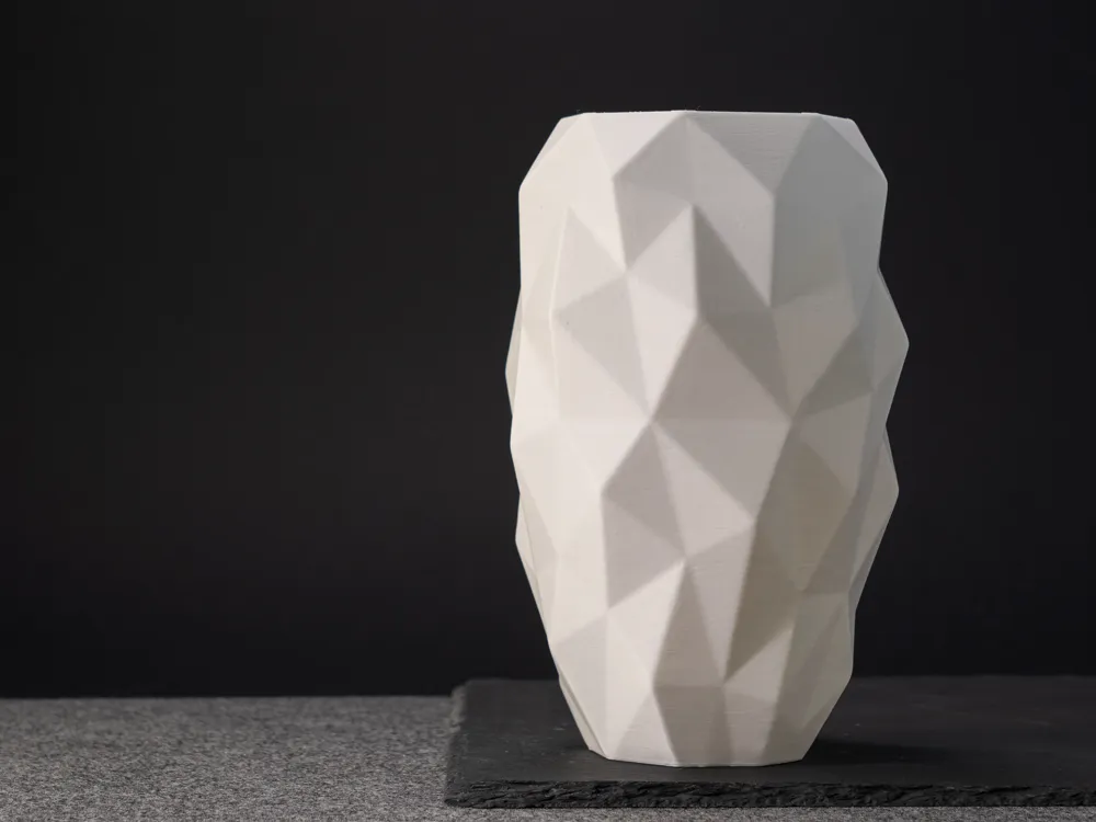 Low Poly Smooth Vase by Rox3D - MakerWorld