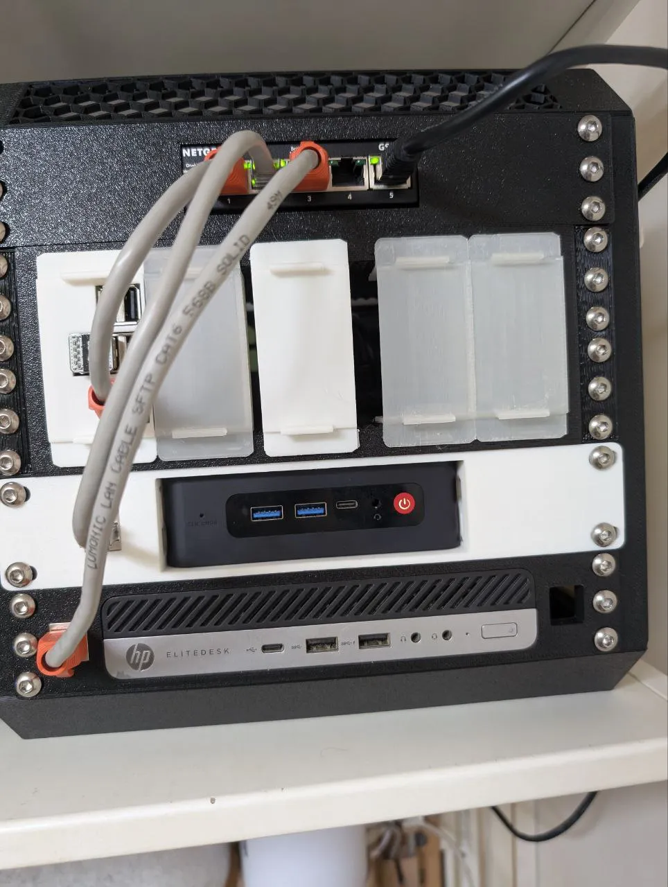 Blade mount for Raspberry Pi blanking plate - Free 3D Print Model ...