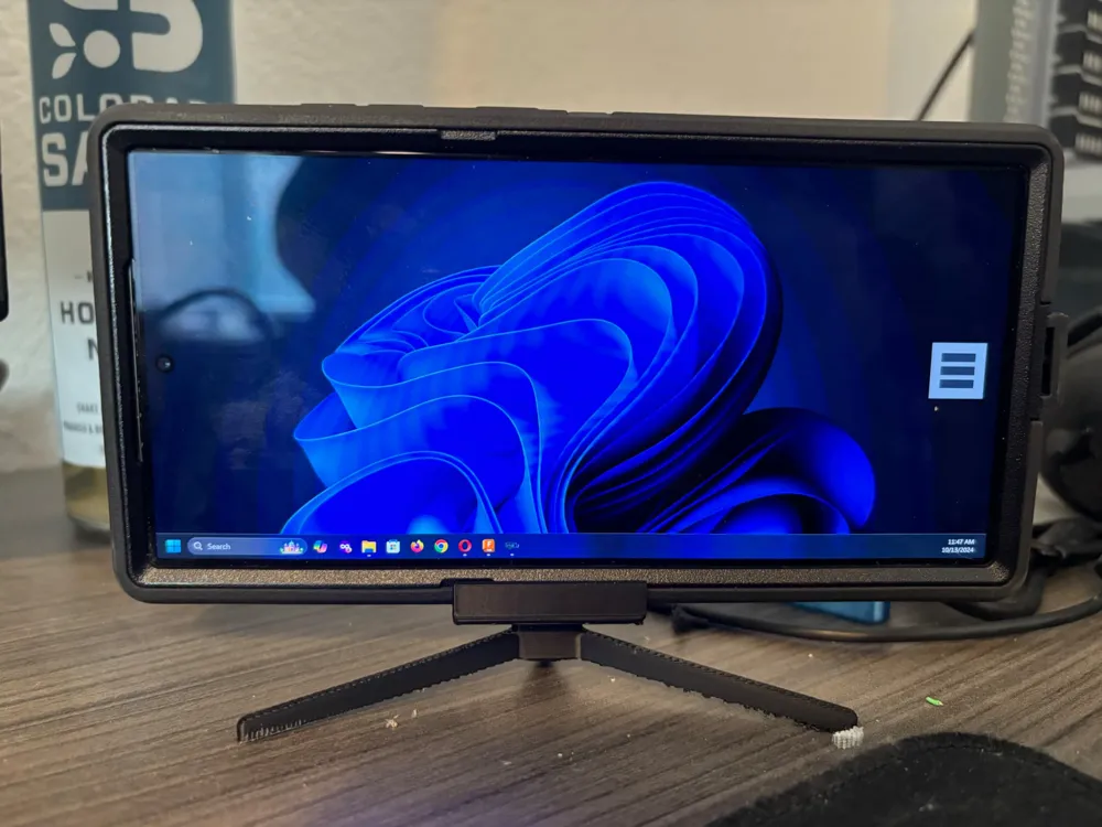 Mini Monitor Phone Stand by MartyMaker - MakerWorld