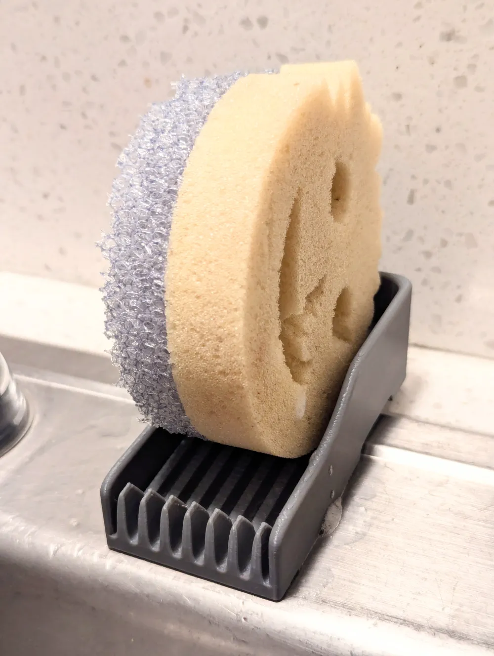 Better Scrub Daddy Caddy / Sponge Holder by M8ker MakerWorld: Download ...