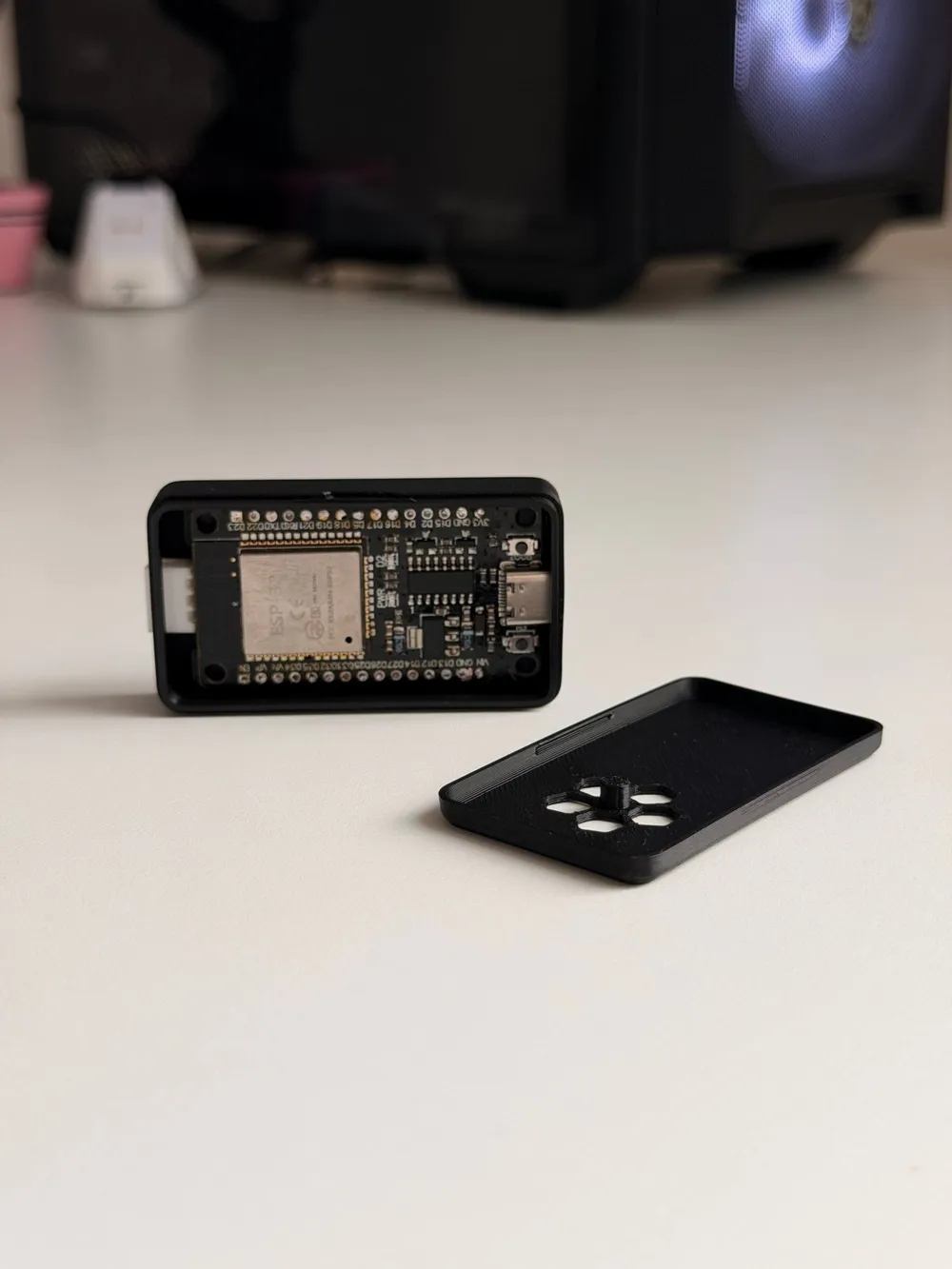 ESP32 Dev Wled Box (3-Pin-Anschluss) – Kostenloses 3D-Druckmodell ...