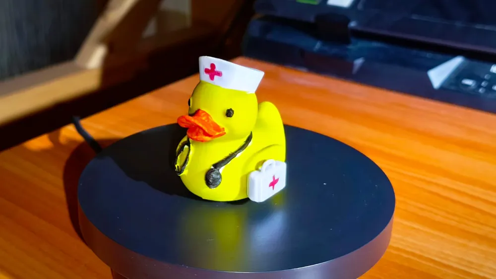 nurse duck - Free 3D Print Model - MakerWorld