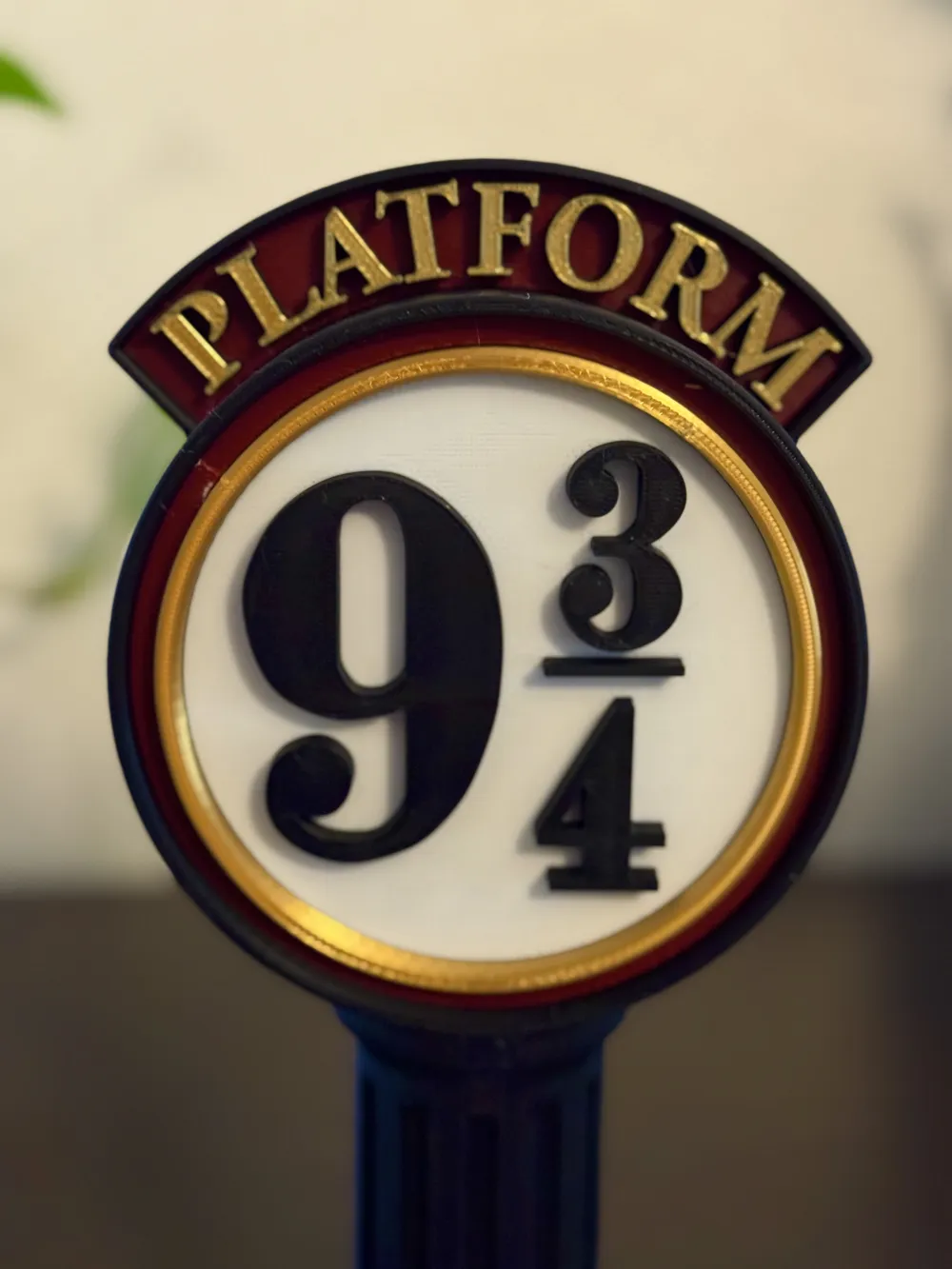 Platform 9 3/4 Statue - Free 3D Print Model - MakerWorld