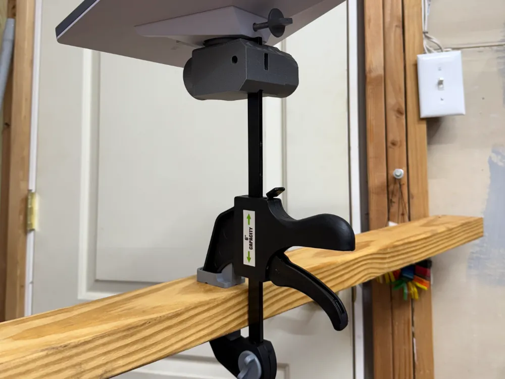 Starlink Mini Universale mount by jeepxjMakerWorld: Download Free 3D Models