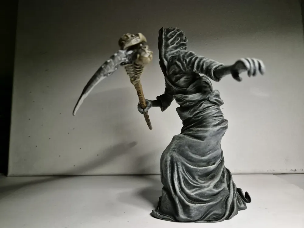 狩猎死神与镰刀及RGB小夜灯 来自 ONI.FORGE MakerWorld：免费下载 3D 模型