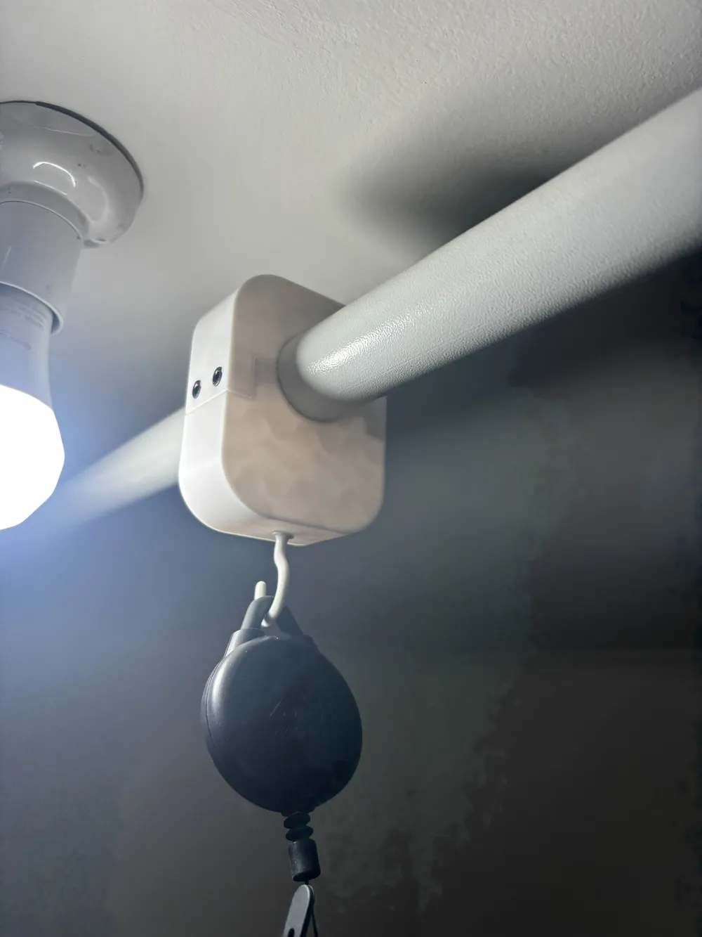 VR Pulley System Mount by Velcro MakerWorld: Download Free 3D Models