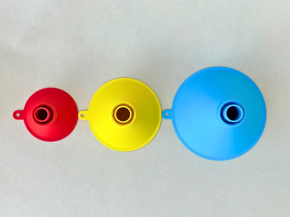 Aufschraubbarer Trichter-Set auslaufsicher, schüttelsicher von TuTu ...