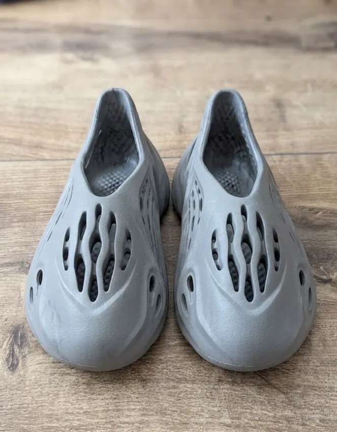 adidas Men's Yeezy - Free 3D Print Model - MakerWorld
