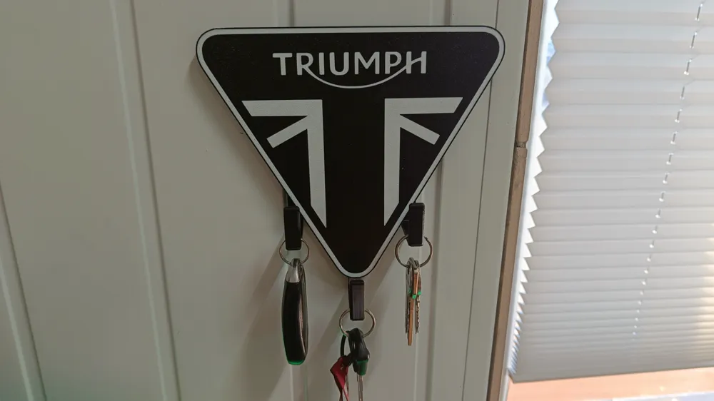 Key Hanger Triumph Motorcycles by V-SLOT Poland - MakerWorld