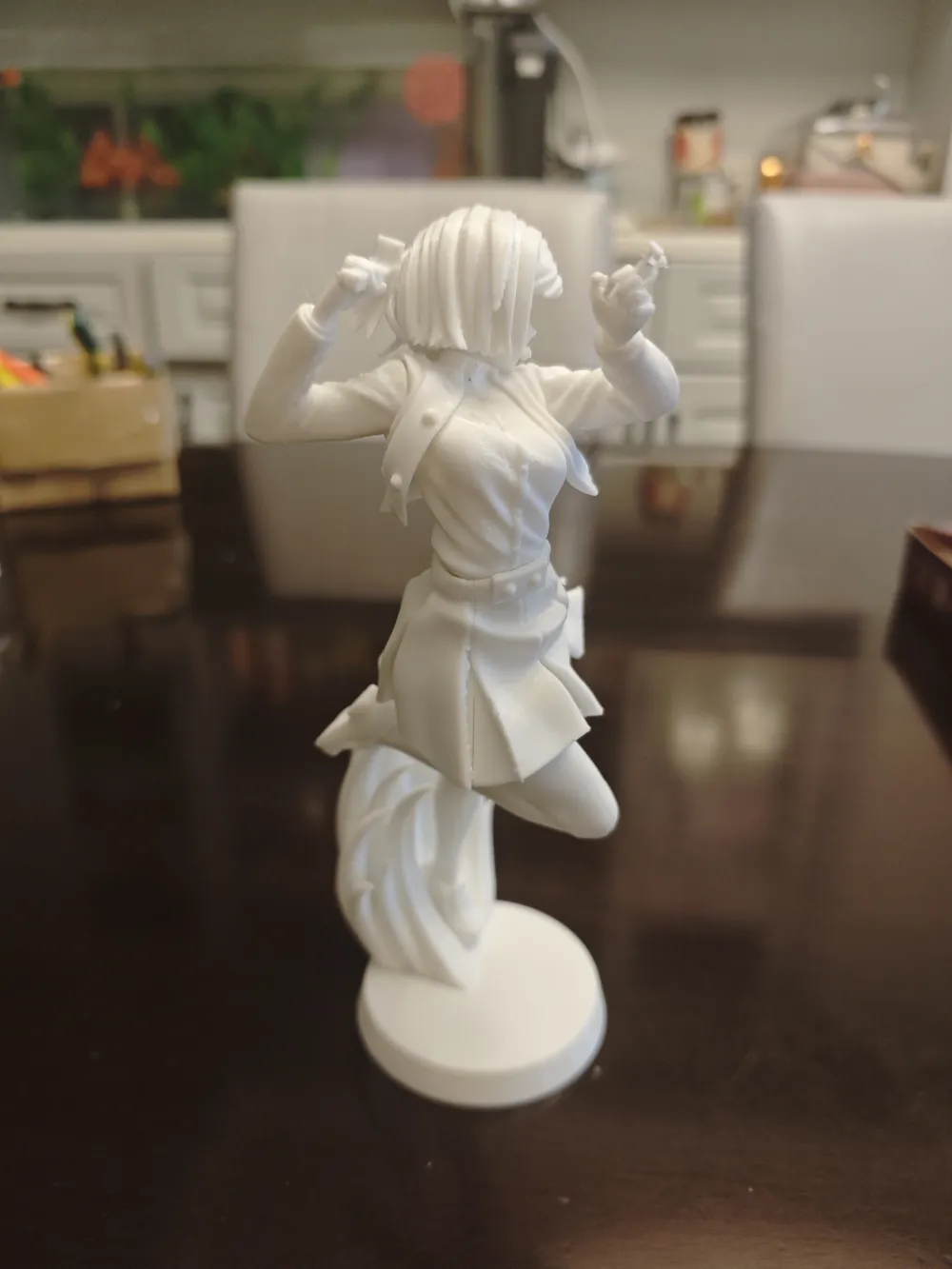 Girl figurine, 19 pieces, easy assembly with glue, paintable, sturdy ...