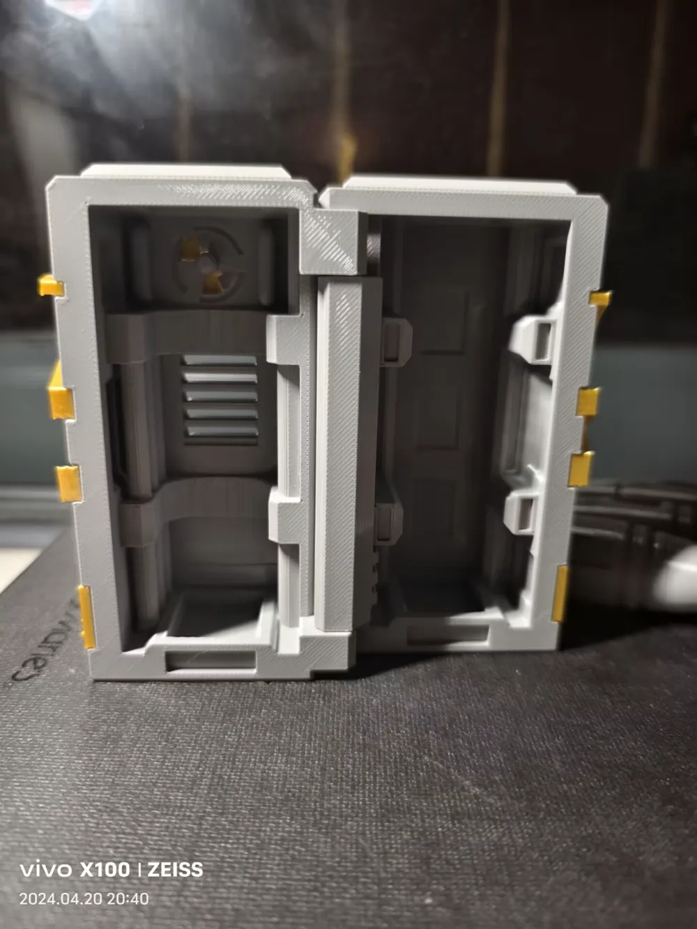 The communist box by WanheanG-♛ - MakerWorld