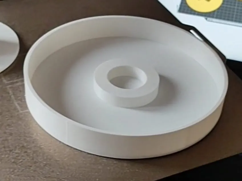 Rotating display stand motorized - Free 3D Print Model - MakerWorld